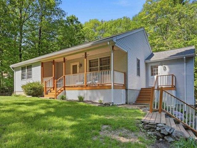 2 bedroom, Sandown NH 03873 103037663