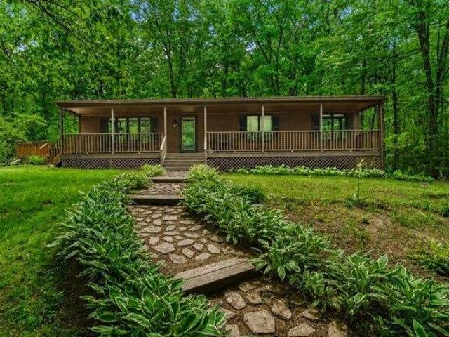 2 bedroom, Sandown NH 03873 LS102825393
