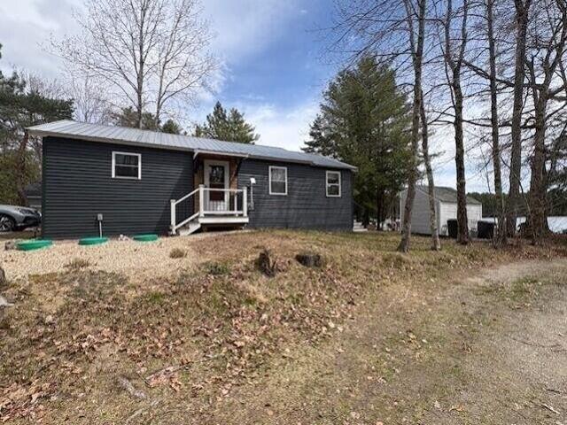 2 bedroom, Sanford ME 04073 102410396