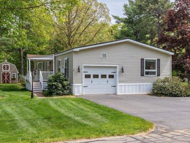 2 bedroom, Sanford ME 04073 102779145