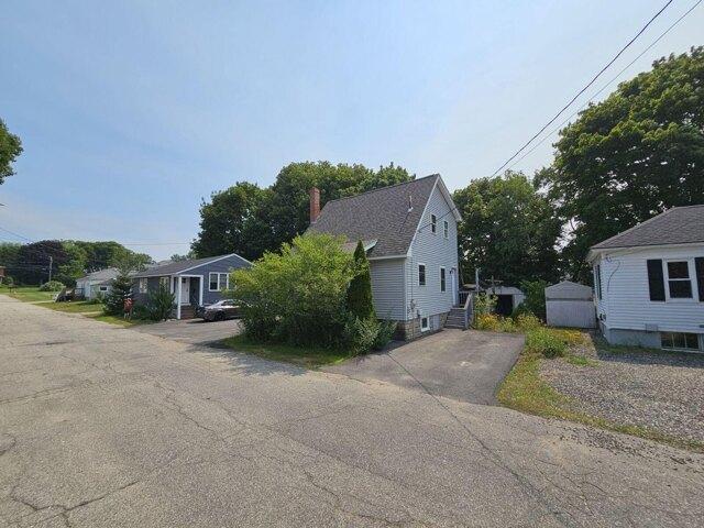 2 bedroom, Sanford ME 04073 105105027