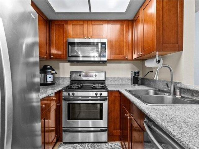 2 bedroom, Santa Ana CA 92701 90591308