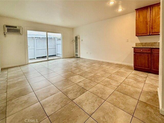 2 bedroom, Santa Ana CA 92701 90607093