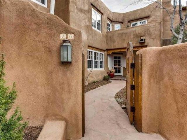 2 bedroom, Santa Fe NM 87501 93106599