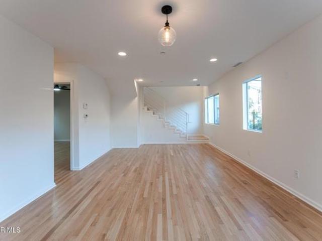 2 bedroom, Santa Monica CA 90405 88589143