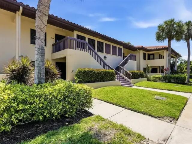 2 bedroom, Sarasota FL 34235 102661815