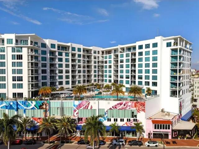 2 bedroom, Sarasota FL 34236 LS102435421