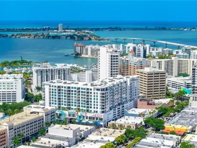 2 bedroom, Sarasota FL 34236 LS102435344