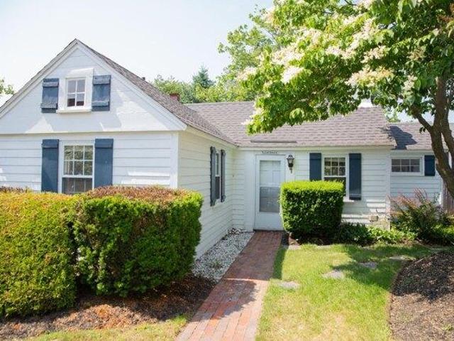 2 bedroom, Scarborough ME 04074 102157262