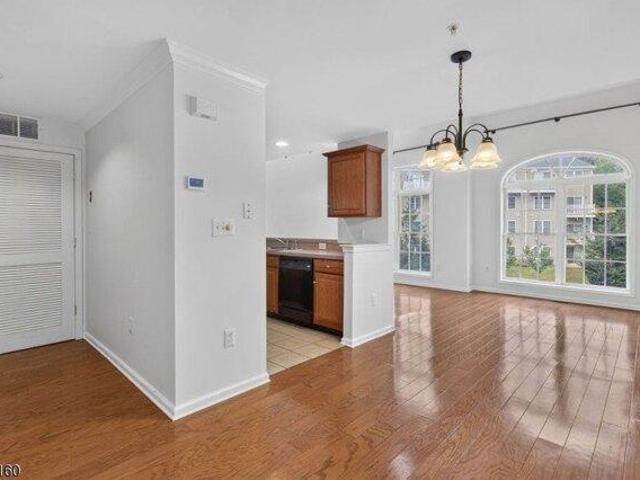 2 bedroom, Scotch Plains NJ 07076 104570573