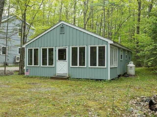 2 bedroom, Sebago ME 04029 102635767