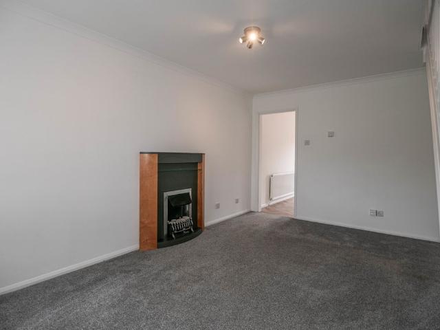 2 bedroom semi detached to let