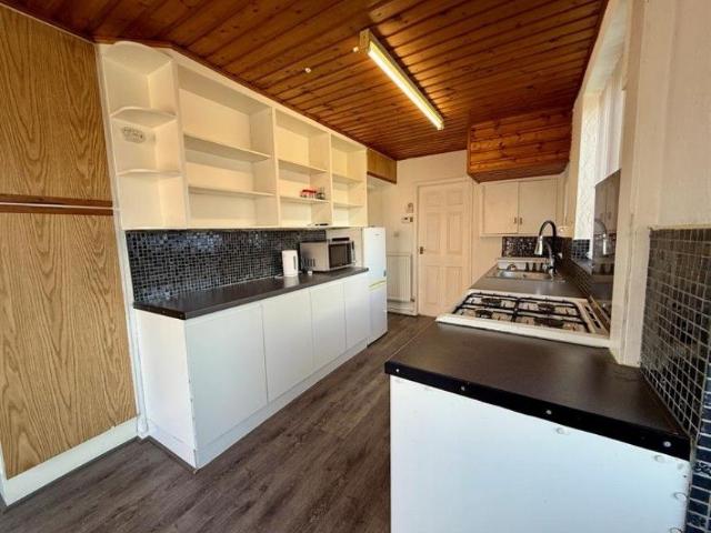 3 Bedroom Semi Detached To Let