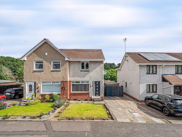 2 bedroom semi detached villa house for sale