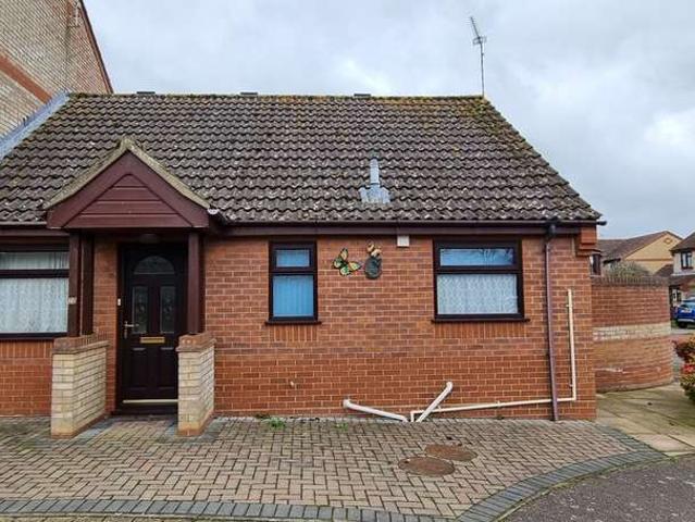 2 Bedroom Terraced Bungalow