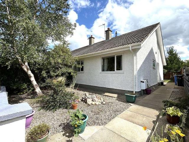2 Bedroom Semi Detached Bungalow