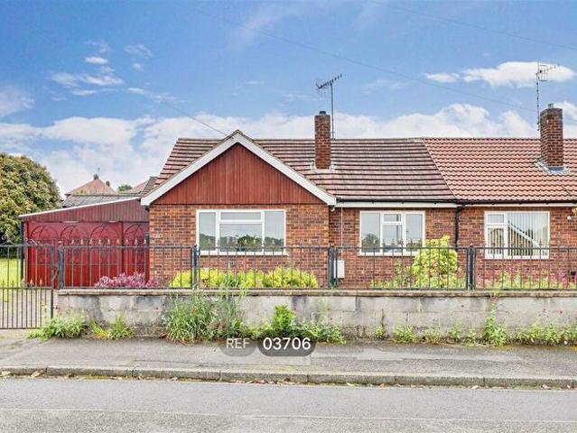 2 Bedroom Semi Detached Bungalow To Rent In Brackendale Avenue, Arnold, NG5