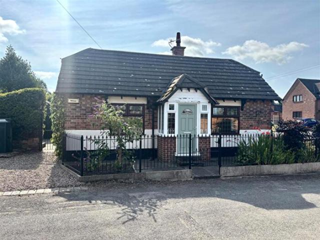 2 Bedroom Semi Detached Bungalow To Rent In West End, Barton In The Beans, Nuneaton, CV13