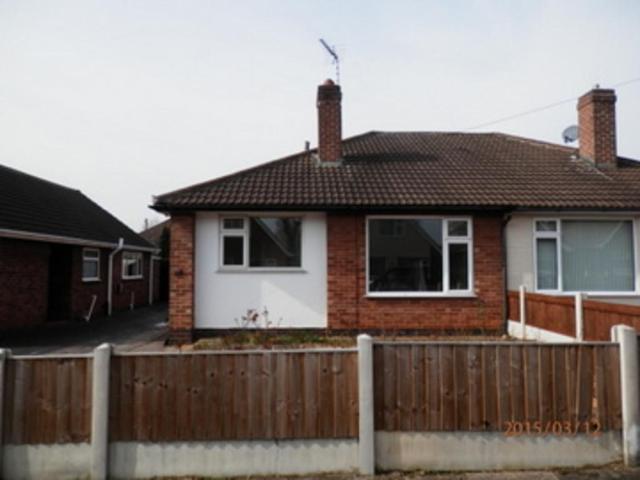 2 bedroom semi detached bungalow to rent