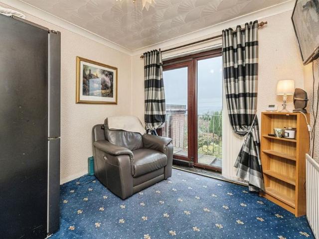 2 bedroom semi detached bungalow to rent