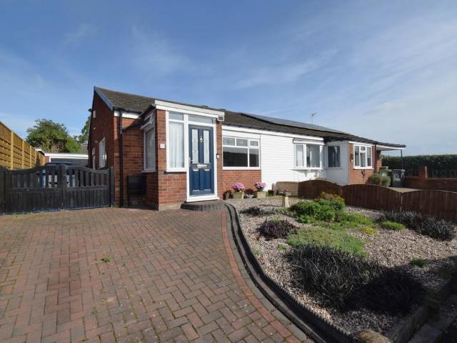 2 bedroom semi detached bungalow to rent