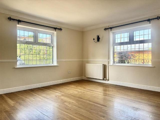 2 bedroom semi detached bungalow to rent