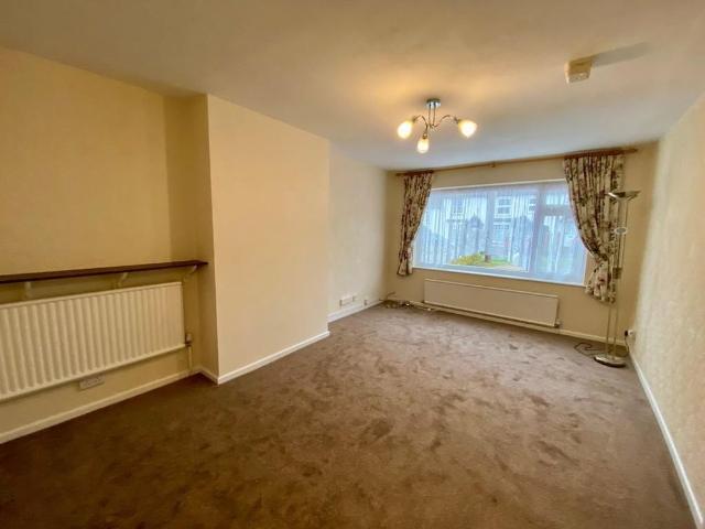 2 bedroom semi detached bungalow to rent