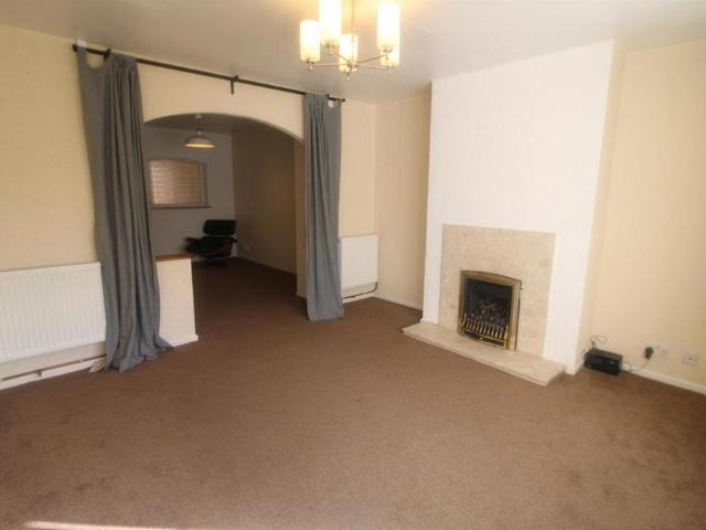 2 bedroom semi detached bungalow to rent