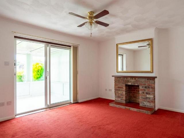 2 bedroom semi detached bungalow to rent