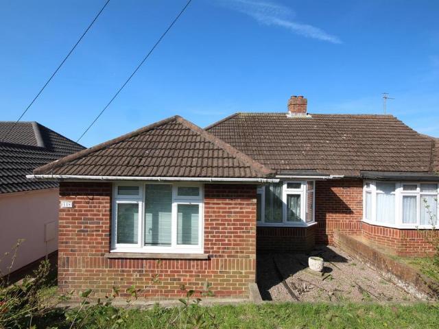 2 bedroom semi detached bungalow to rent