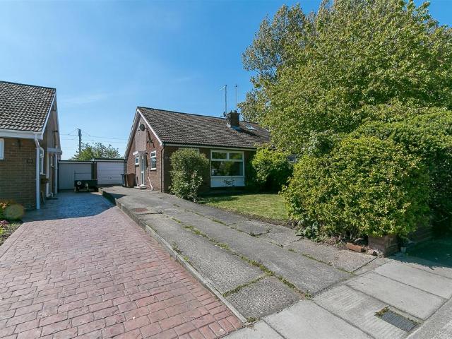 2 bedroom semi detached bungalow to rent