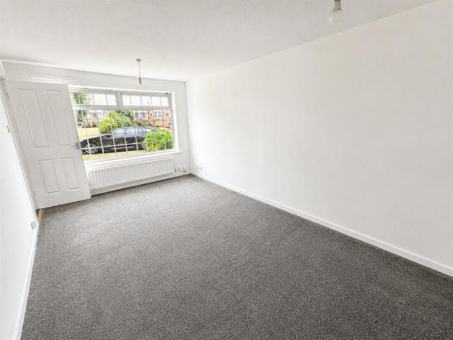 2 bedroom semi detached bungalow to rent