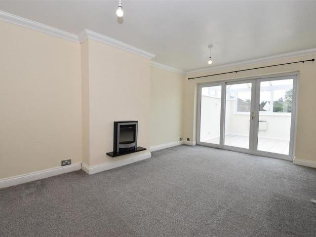 2 bedroom semi detached bungalow to rent
