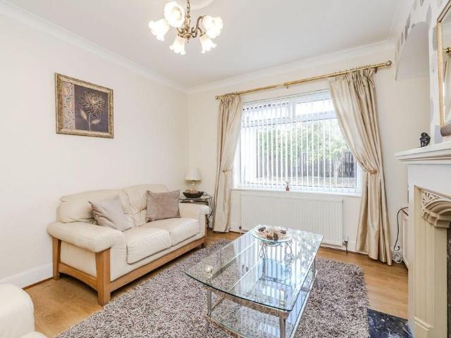 2 bedroom semi detached bungalow to rent