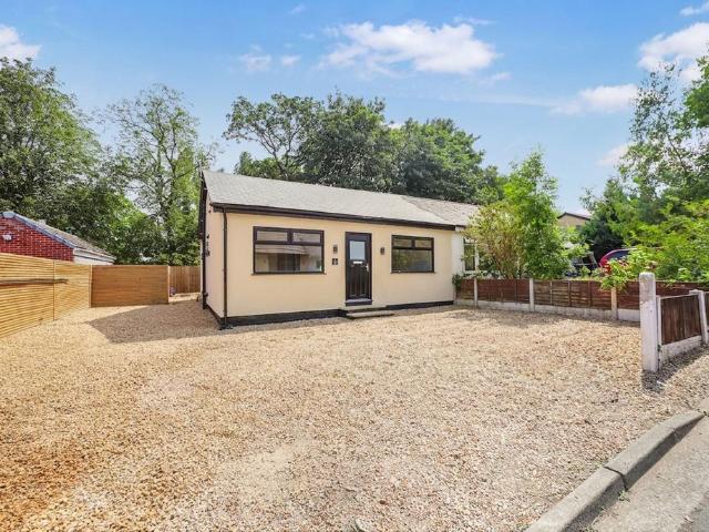 2 bedroom semi detached bungalow to rent