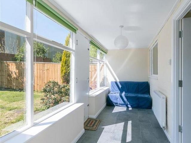 2 bedroom semi detached bungalow to rent