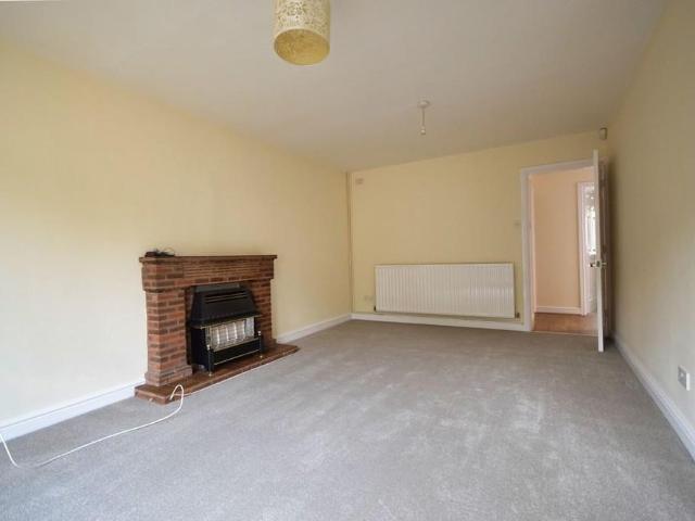 2 bedroom semi detached bungalow to rent