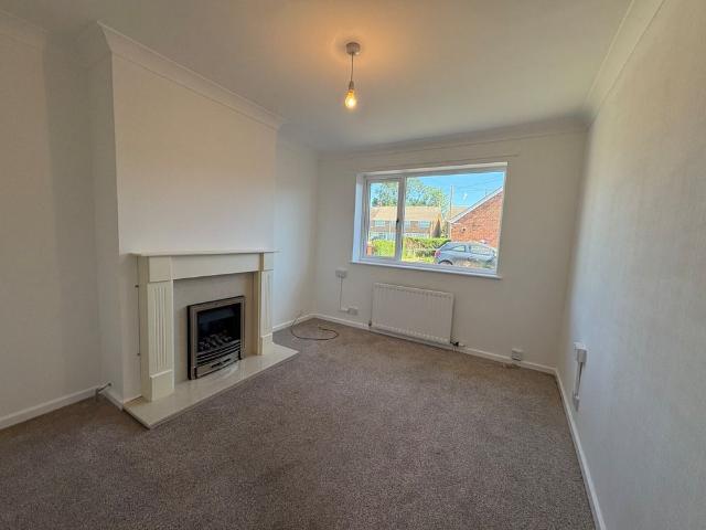 2 bedroom semi detached bungalow to rent