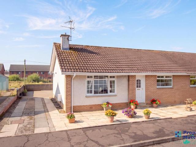 2 bedroom semi detached bungalow to rent