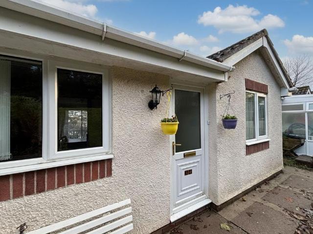 2 bedroom semi detached bungalow to rent