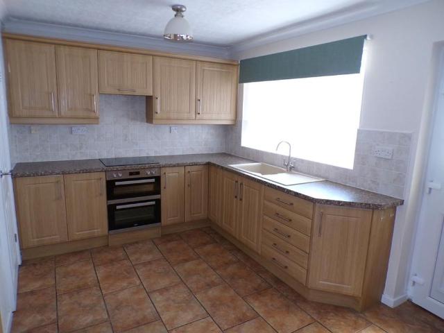 2 bedroom semi detached bungalow to rent