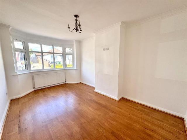 2 bedroom semi detached bungalow to rent