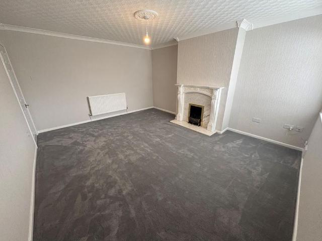 2 bedroom semi detached bungalow to rent