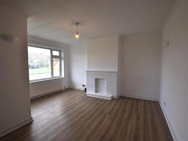 2 bedroom semi detached bungalow to rent