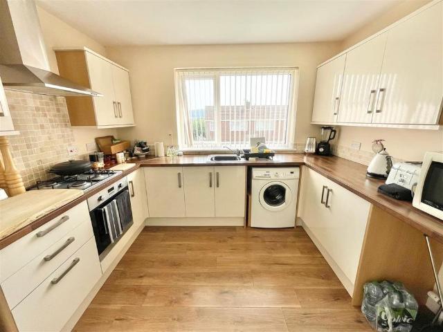2 bedroom semi detached bungalow to rent
