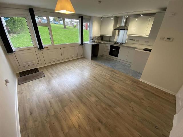 2 bedroom semi detached bungalow to rent