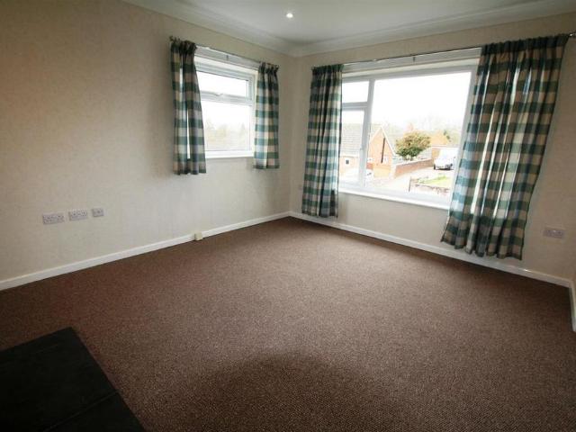 2 bedroom semi detached bungalow to rent