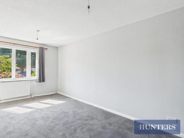 2 bedroom semi detached bungalow to rent