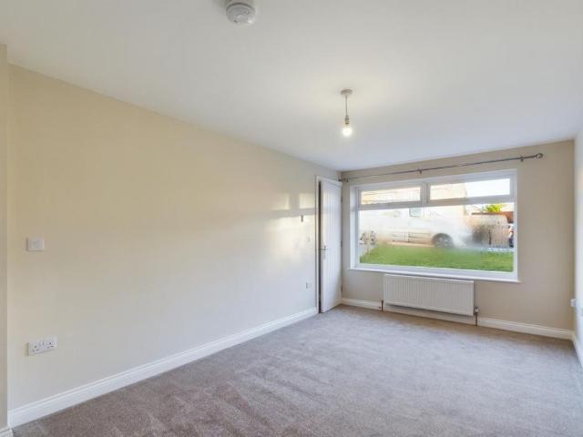 2 bedroom semi detached bungalow to rent