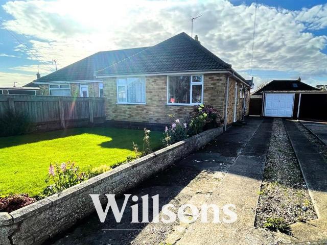 2 bedroom semi detached bungalow to rent